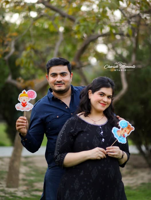 Best Affordable Premium Maternity Photoshoot in Noida Delhi Agra